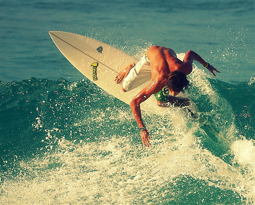 Beach Activities In Australia - backpackways.com